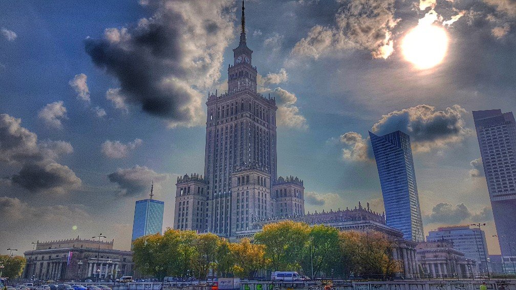 Visiting Warsaw, Newly Rebuilt Capital of Poland – The Digital Globetrotter